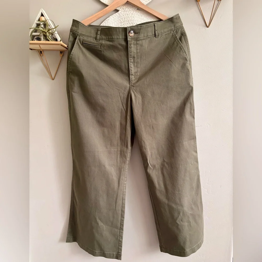 LOFT | Pants & Jumpsuits | Loft Olive Wide Leg Pants | Poshmark